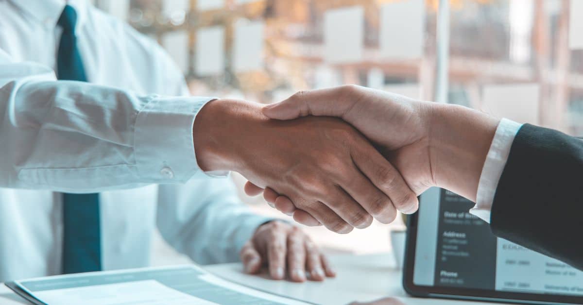 10 Common Job Interview Questions And Answers (Examples & Tips) | 2025